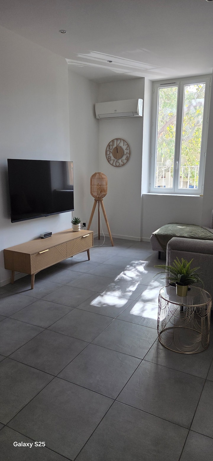 Appartement T3 
2 Chambres Pour 4 Personnes - Martigues