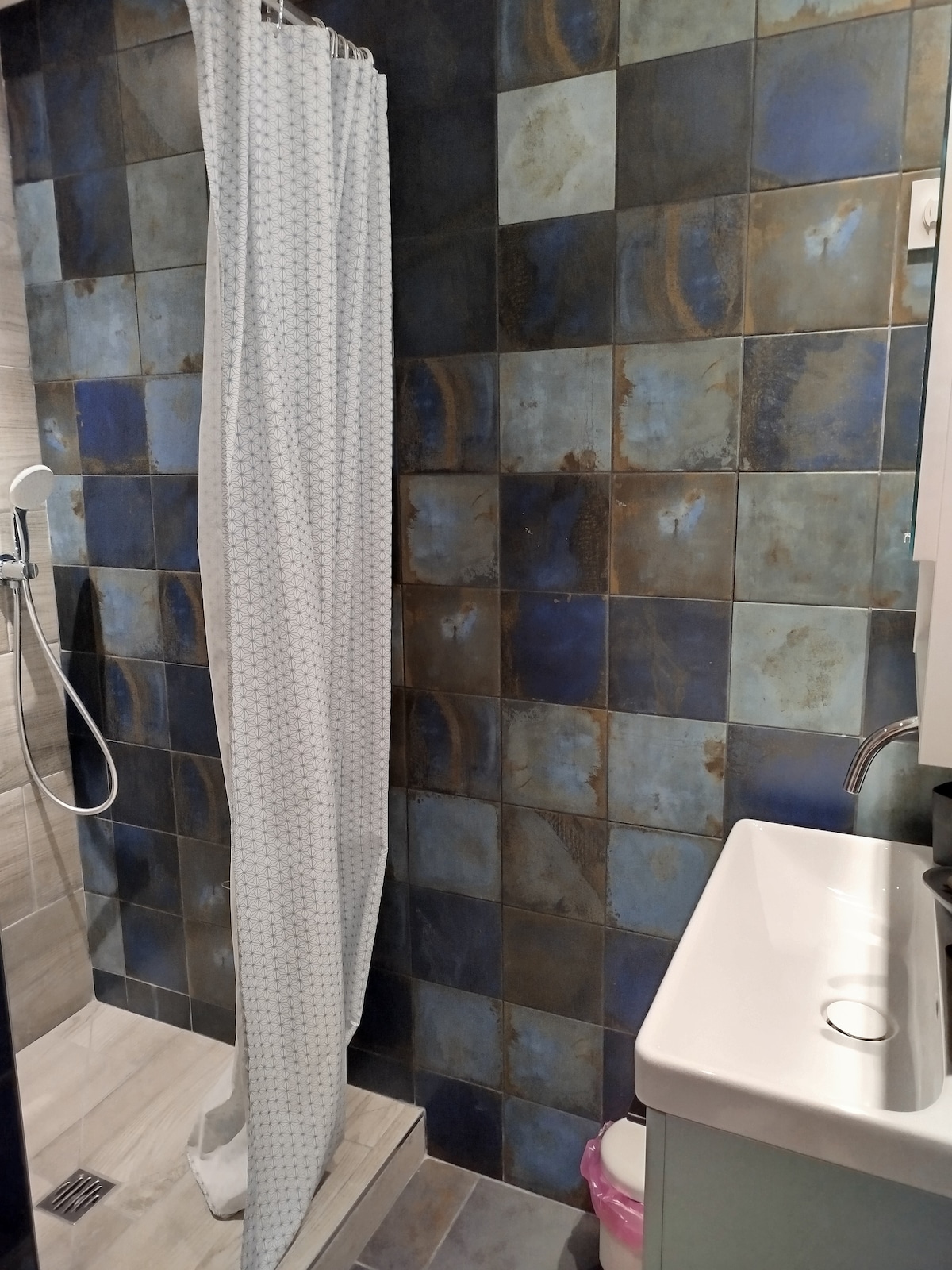 apartment in village house at Mimi's - Houses for Rent in Eyguières ...