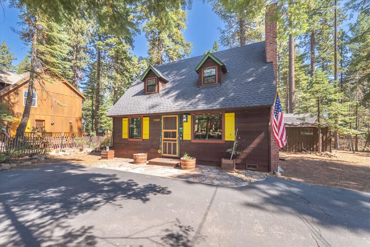 Charming Timberland Cabin! - Olympic Valley, CA