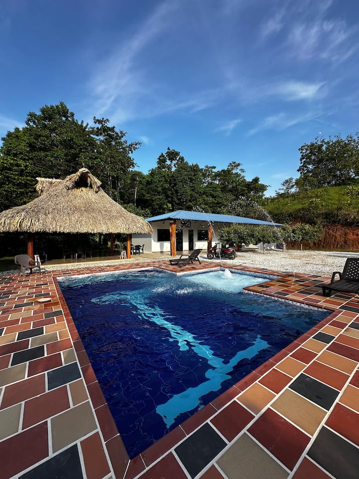 Parcela El Paraíso, Doradal. - Puerto Triunfo