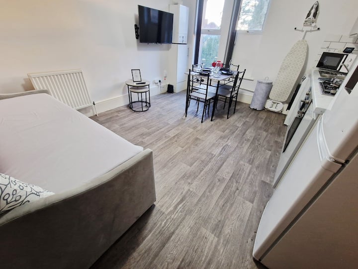 Modern Flat In An Affluent Area For Up To 6 Guests - Oxford