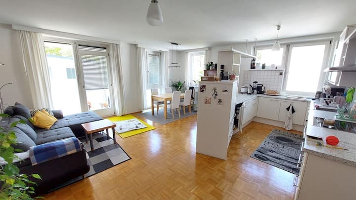 Helle 3 Zimmer Wohnung Mit Lkh Nähe. - Graz
