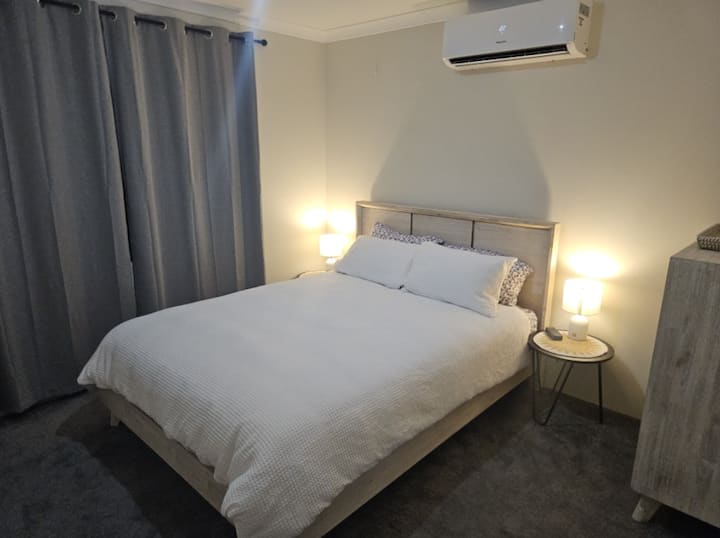 Coastal & Comfortable. - Mandurah