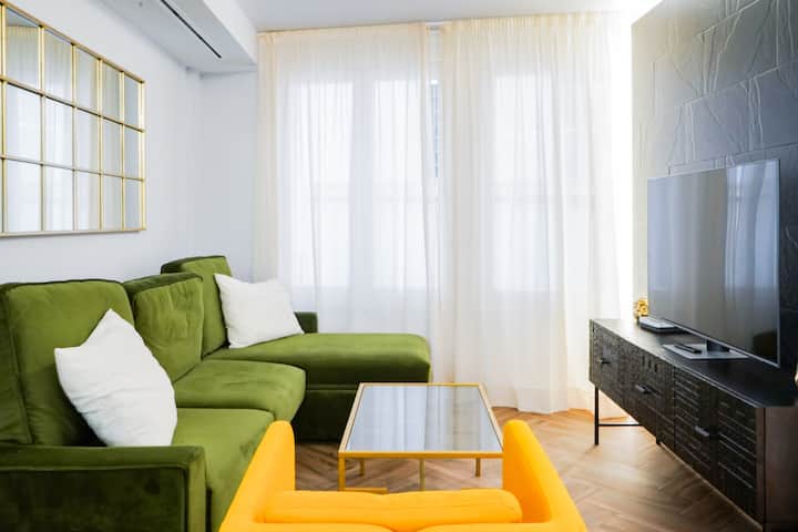 Alohamundi Magdalena Ii - Sevilla, España