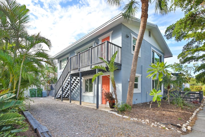 Downtown Sarasota Living! Laurel Park Area! - Sarasota, FL