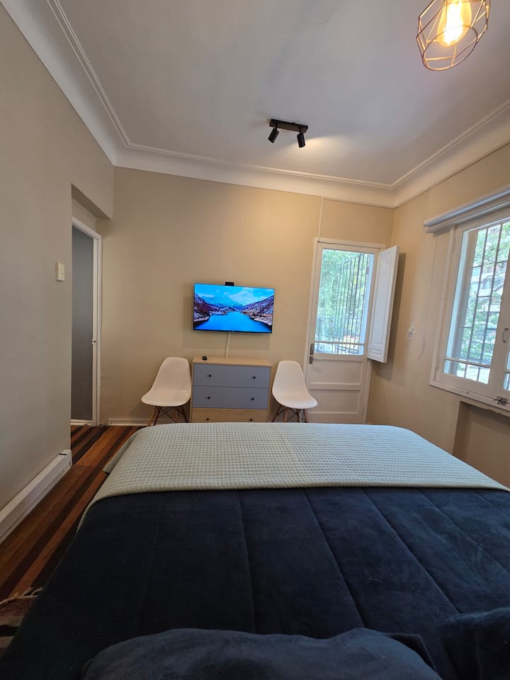 Piso Entero Casona En Mejor Barrio Cerca De Metro - Santiago