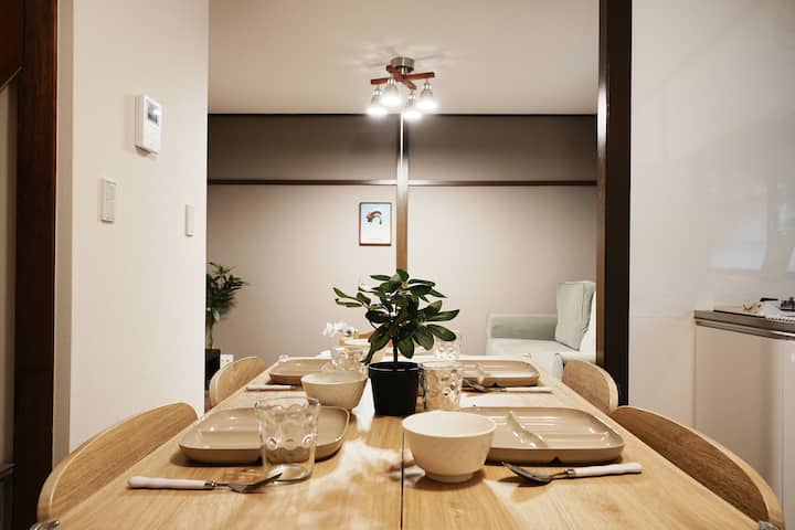 長期滞在に理想的｜専用ワークスペース｜3寝室ベッド5台｜都心の貸切古民家｜六本木・原宿アクセス抜群 - Tokyo