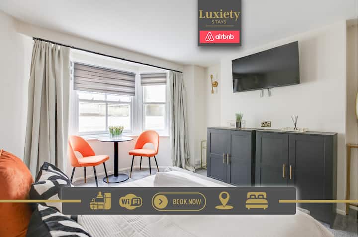 New! Chic & Sunny Studio City Centre-luxiety Stays - Southend-on-Sea