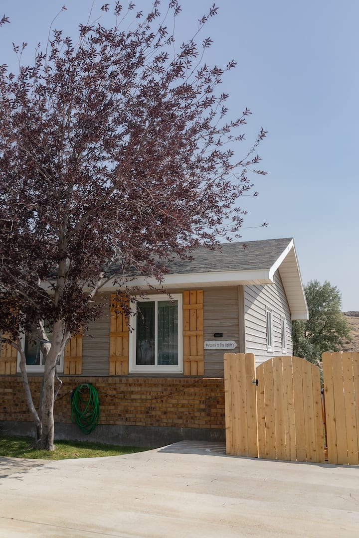 The Uplifts - Wyoming