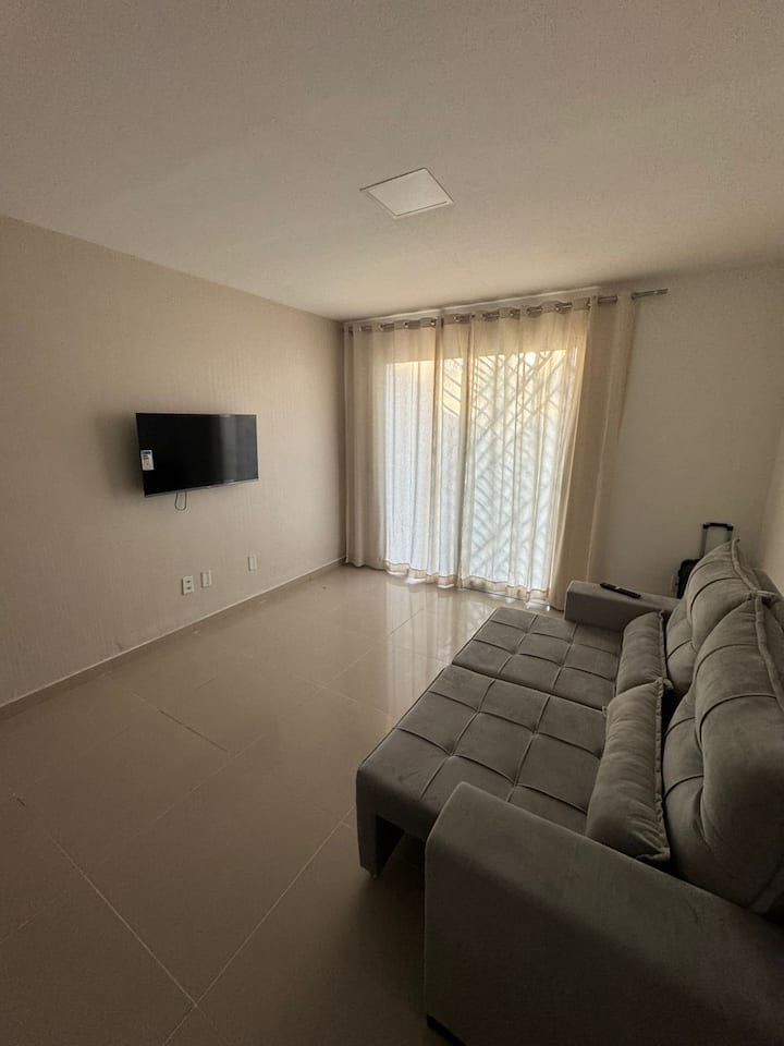 Casa 2 Suítes | Ar, 2 Vagas E  Pet Friendly. - Fortaleza