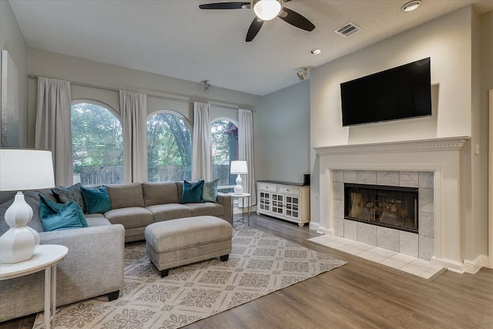 Grapevine Retreat 30+ Day Stays - Southlake & Dfw - Grapevine, TX