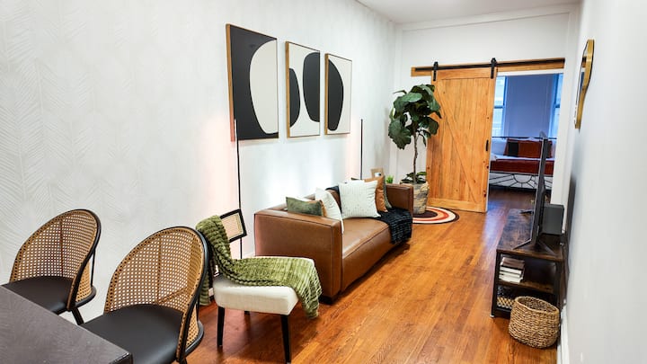 The Ember Room|1br In Heart Of Hoboken|now 20% Off - Hoboken, NJ