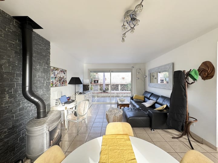 Très Agréable Maison à Proximité De La Campagne - L'Isle-Jourdain