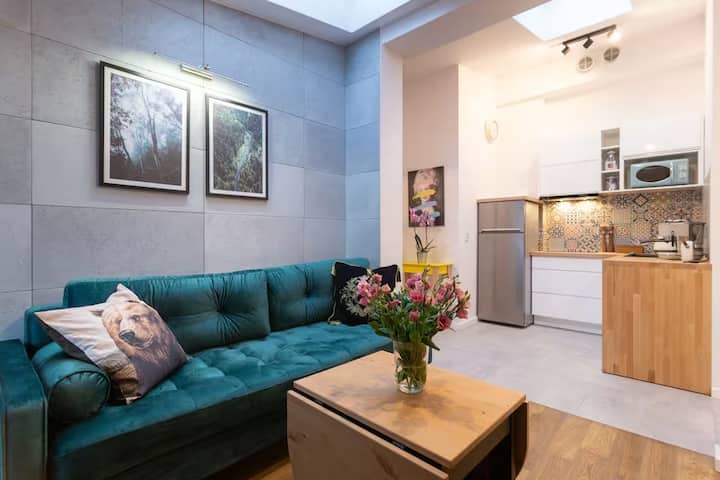 Modern Penthouse Wolnica Square, Great Location - Krakow