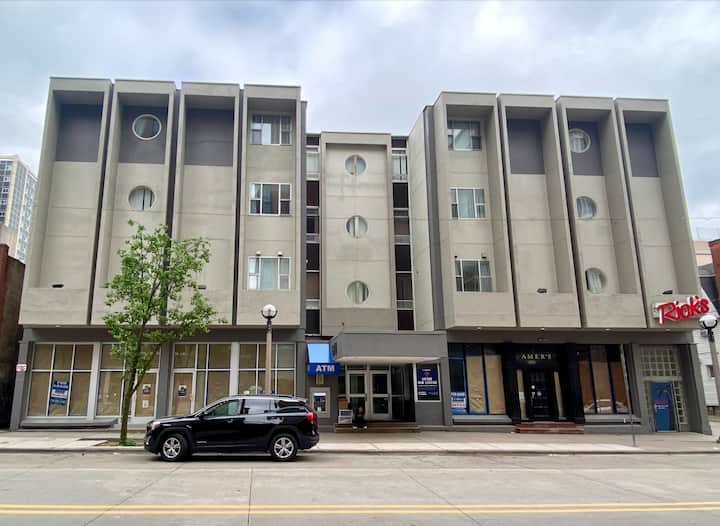Spacious 5-bedroom In The Heart Of Ann Arbor - Ann Arbor