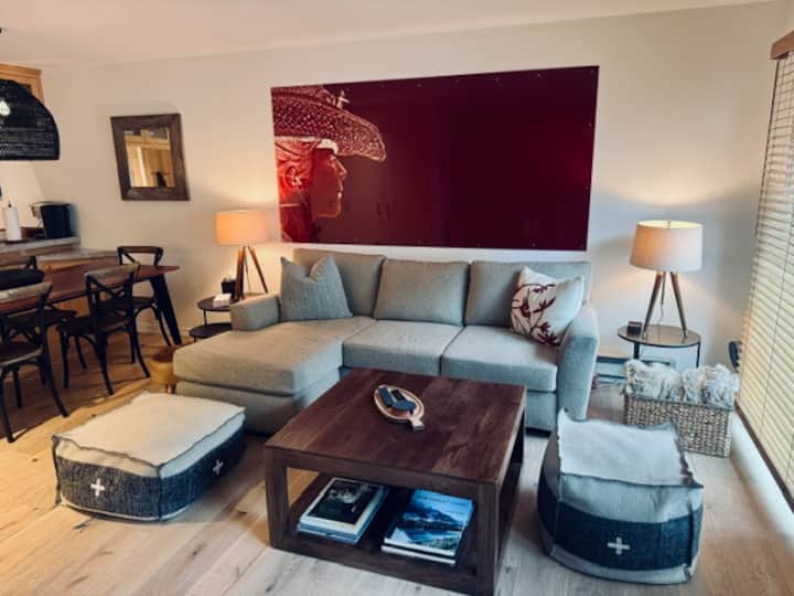 Picabo Hut - Ketchum, ID