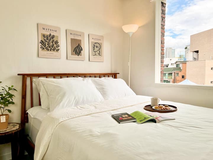 In The Heart Of Gangnam/신논현역/언주역/성형외과/kspo/명동/동대문 - Seoul