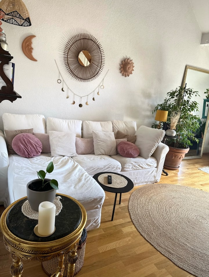 Charmante Dachwohnung - Befristet Verfügbar. - Bern