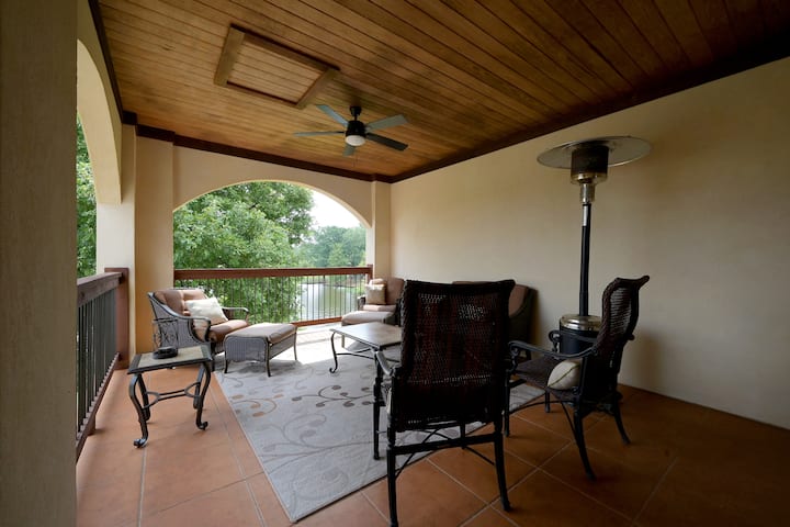 Lakeside Veranda Villa - 2bed/2bath In Cuscowilla - Eatonton, GA