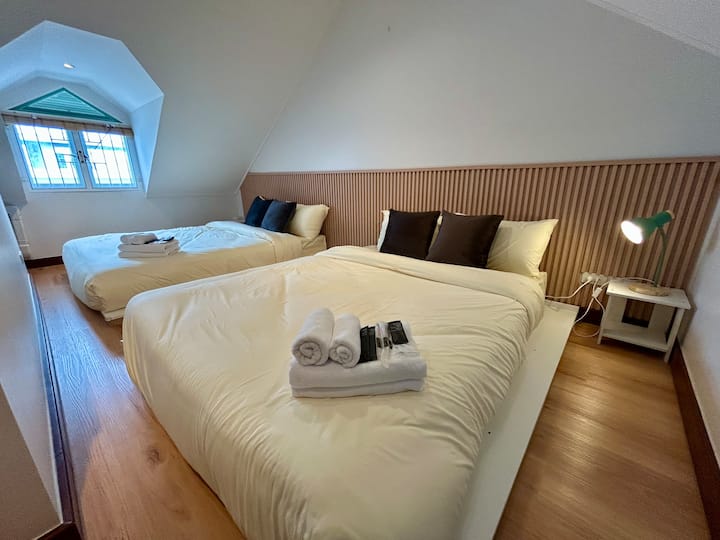 Cozy Attic Retreat 2 Beds/4pax/quiet View Yaowarat - Bangkok Yai