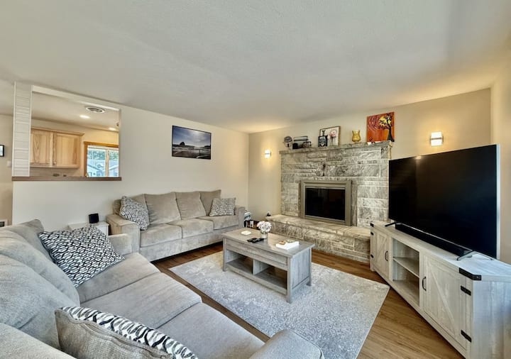 Tillamook House - Tillamook, OR