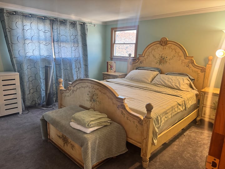 Cute 2 Br Apartment Near Bethpage State Park - Westbury, NY