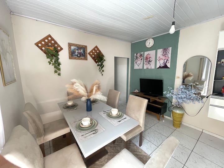 Hospedagem Charmosa Com Quarto, Cozinha E Wi-fi - Vinhedo