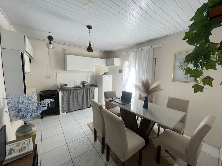 Hospedagem Charmosa Com Quarto, Cozinha E Wi-fi - Vinhedo