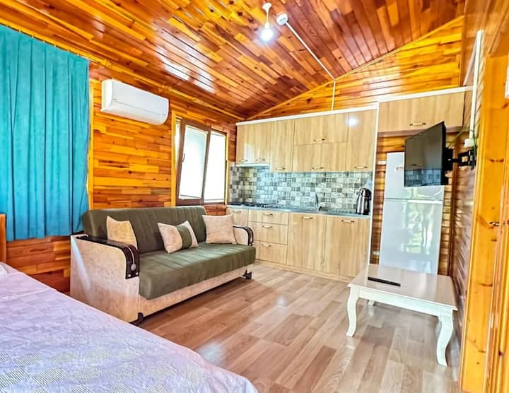 Denize Yakın Ağaç Ev – Adrasan Nergis Bungalov - Adrasan