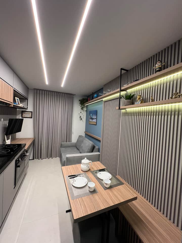 Apto Novo Com Garagem No Centro De Curitiba. - Curitiba