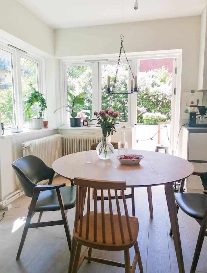 Leier Ut Hjemmet Mitt Mens Jeg Er Bortreist - Oslo