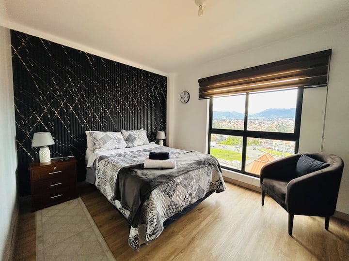 Departamento Con Vista Panorámica En Cuenca - Cuenca, Ecuador