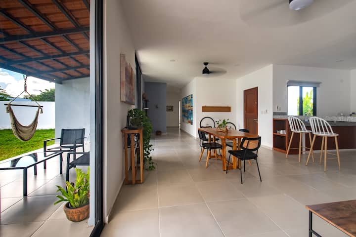 Casa Tuks. An Artistic Retreat In Quintas Baspul - Yucatán