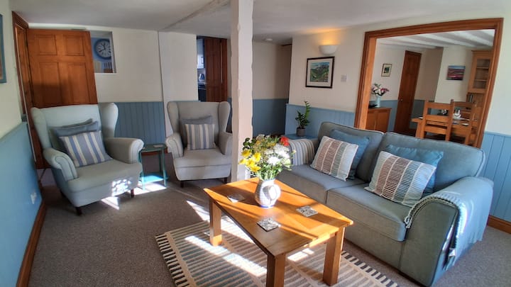 Brookside Cottage In The Heart Of Kingsteignton - Newton Abbot
