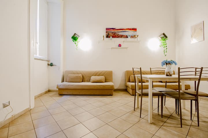 Maio House - Naples, Italie