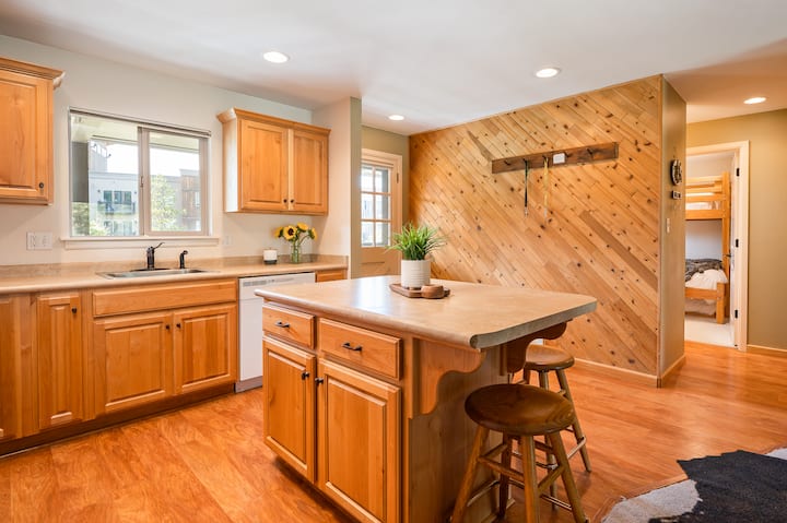 Condo In Winter Park Ski And Mountain Views - Winter Park, CO