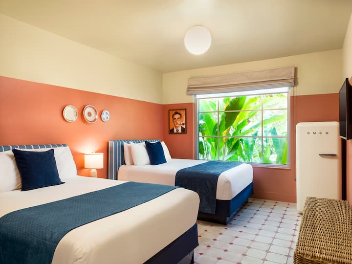 Double Queen Room In Beautiful Boutique Hotel - Miami Beach, FL