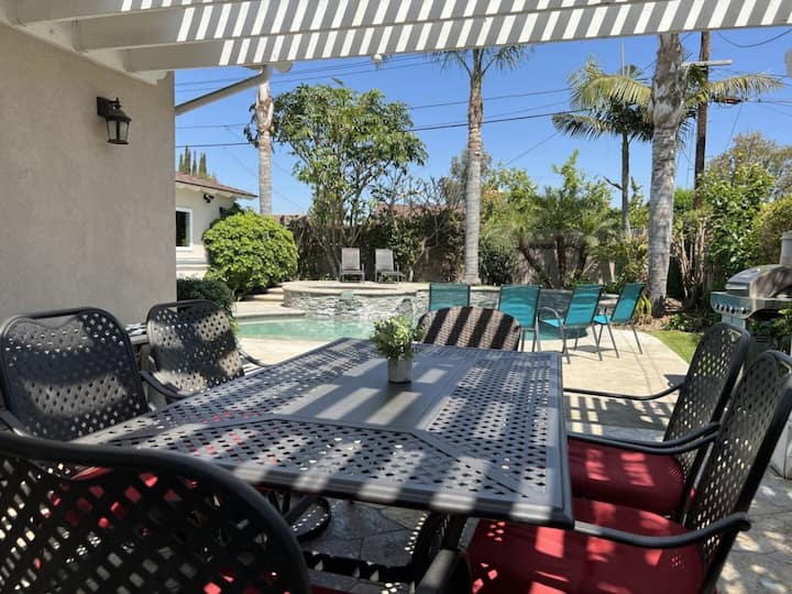 Awesome Pool/jac Home: 2 Ensuites, Walk 2 Disney - Anaheim, CA