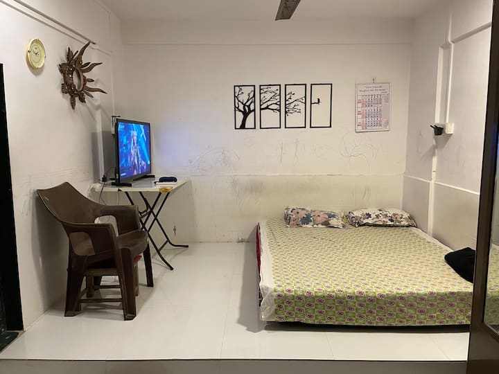 Cozy City Studio: Your Retreat Destination - Mumbai