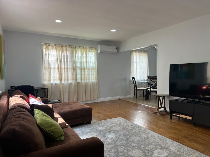 Cozy Two Bedrooms House Close To Universal Studios - North Hollywood - Los Angeles