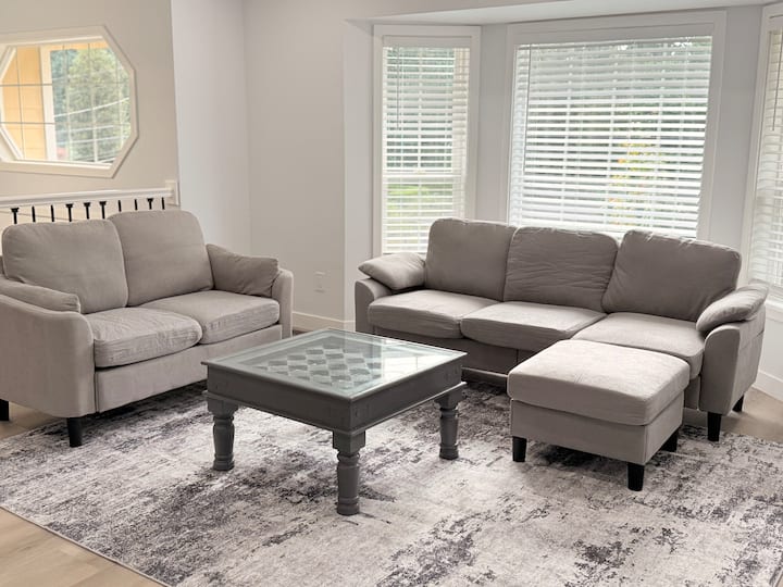 South Everett Spacious And Modern Home - Lynnwood, WA