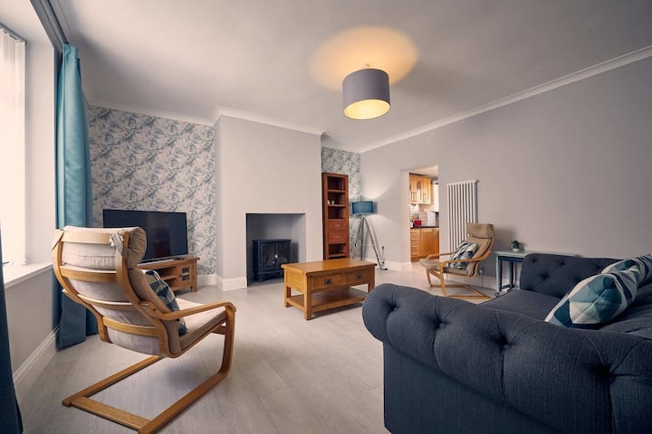 Roselyn By The Sea: Pet Friendly Accommodation - Newbiggin-by-the-Sea