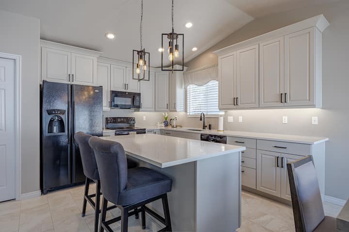 Ogden Adventure Hub- Hike, Bike, Ski - Ogden, UT