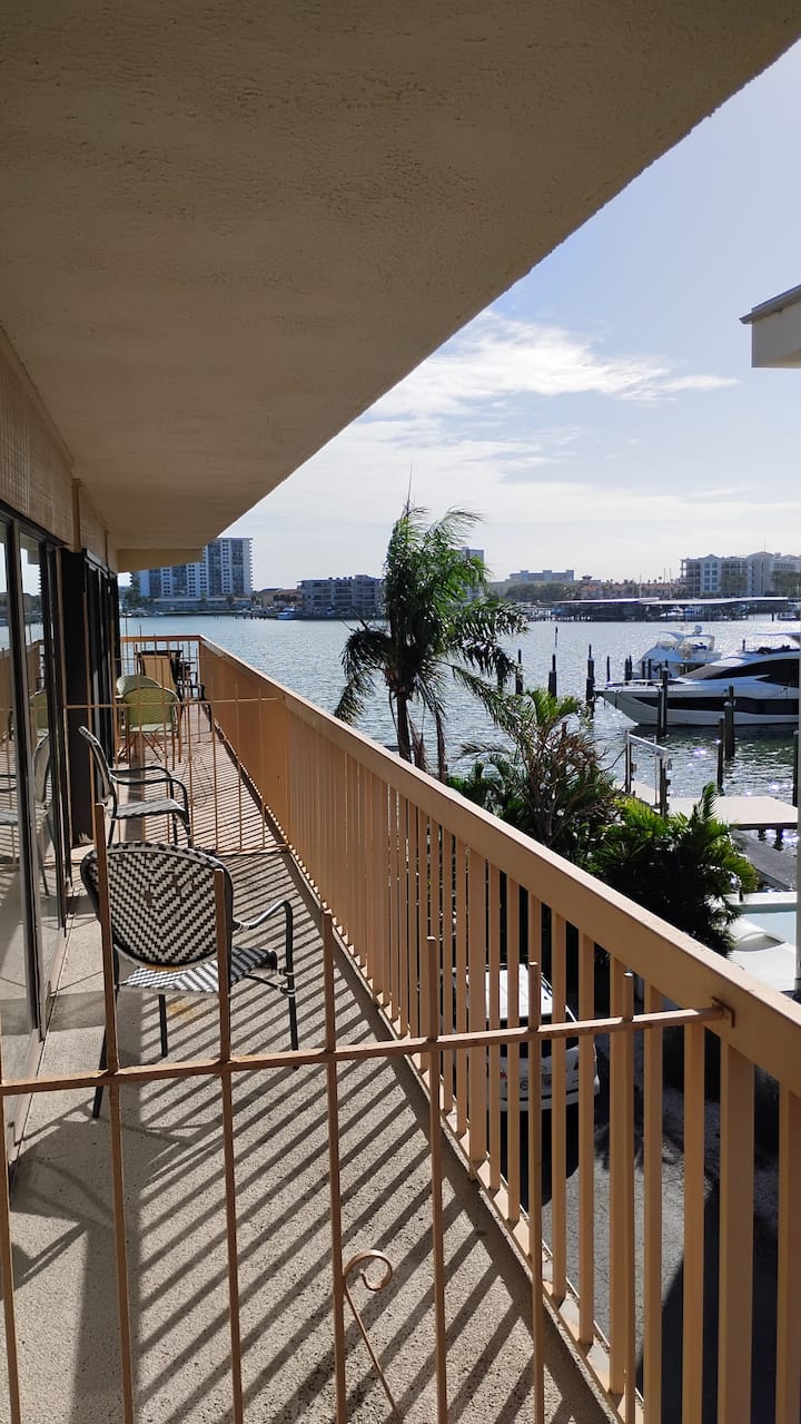 4 Min Walk To Beach, Boat Dock, Free Parking, View - Clearwater Beach, FL