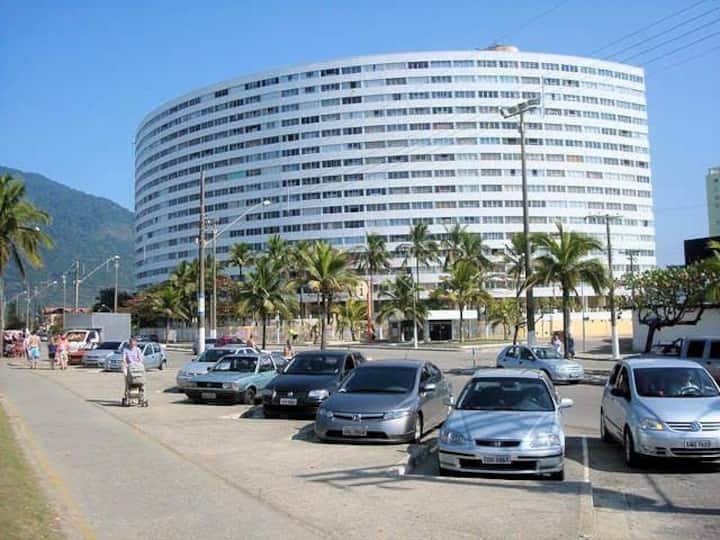 Apartamento Frente Ao Mar Centro De Peruíbe! - Peruíbe