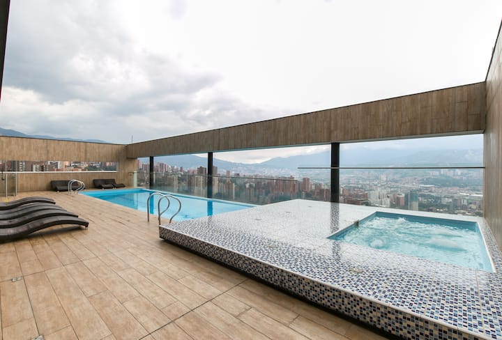 Award-winning Condo 2br W/ Rooftop Pool + Jacuzzi - Medellin, Antioquia, Colombia