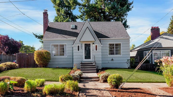 Wisteria House - Portland, OR