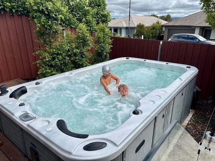 Gorgeous Home With Swim Spa And Country Garden - Appin