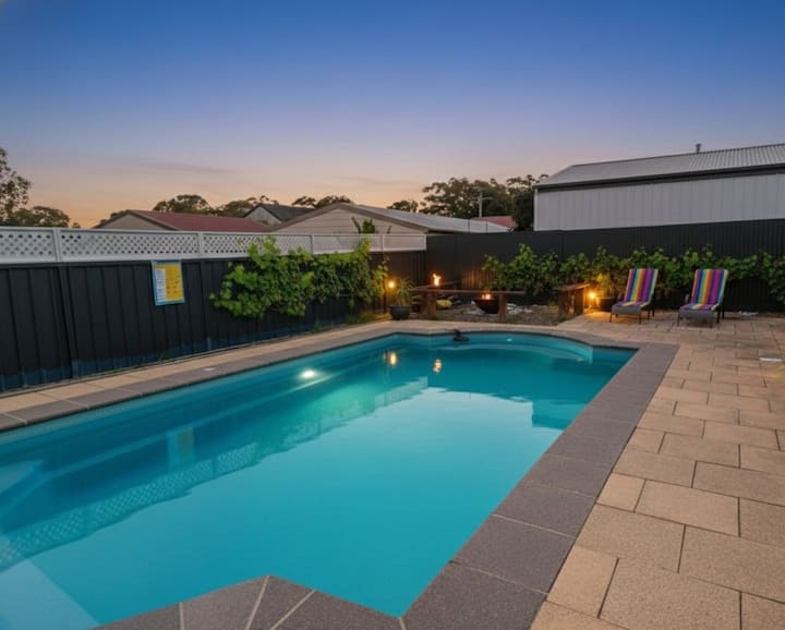 Stylish Hunter Valley Base With Pool - Paxton