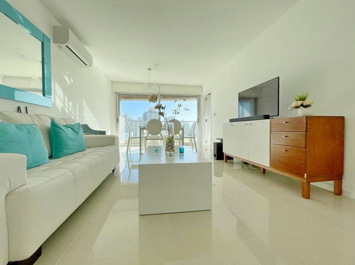 Vibrant! 7th floor in Icon Brava - Airbnb